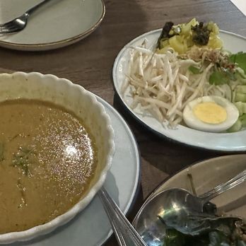 LEDU THAI - Updated August 2025 - 438 Photos & 138 Reviews - 915 N 5th ...