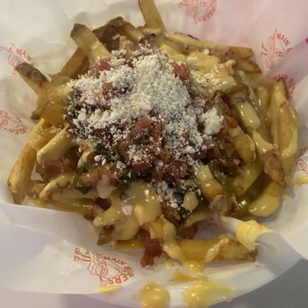 MAIN BURGER - Updated February 2025 - 71 Photos & 34 Reviews - 161 W ...