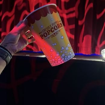 WHITE RABBIT THEATER AND LOUNGE - Updated October 2025 - 51 Photos - 37 ...