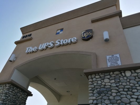 THE UPS STORE - Updated November 2024 - 38 Photos & 66 Reviews - 8816 W ...