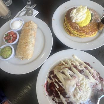 BEA BEA’S - Updated January 2025 - 5206 Photos & 4603 Reviews - 353 N ...