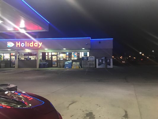 HOLIDAY STATIONSTORES - Updated October 2025 - 300 11th Ave S, Hopkins ...