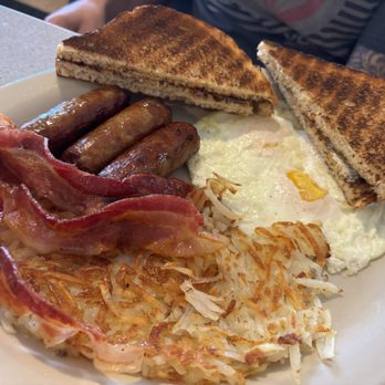 BEE HIVE RESTAURANT - Updated October 2025 - 41 Photos & 37 Reviews ...