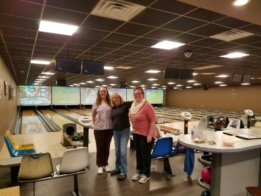 PINHEADS - NEW RIVER GORGE - 24 Photos - Sports Bars - 617 Jones Ave ...