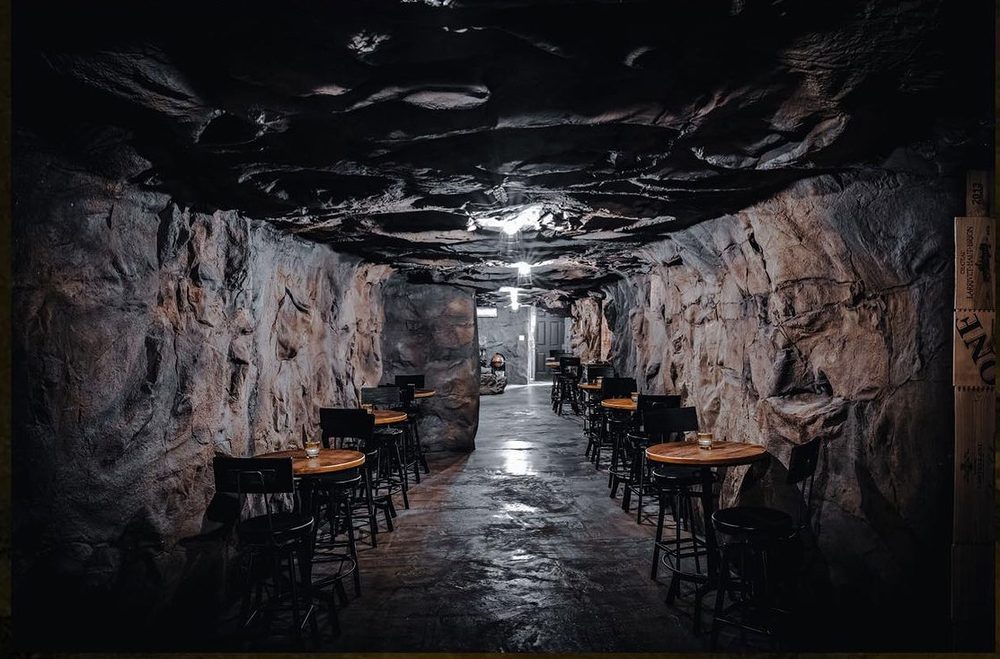 WANDERLUST WINE - BARTON SPRINGS - Updated January 2025 - 132 Photos ...