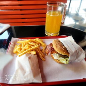 JASPER’S GIANT HAMBURGERS - Updated February 2025 - 172 Photos & 307 ...