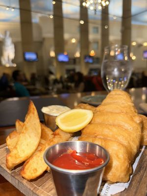 GORDON RAMSAY PUB & GRILL - Updated December 2025 - 2551 Photos & 1415 ...