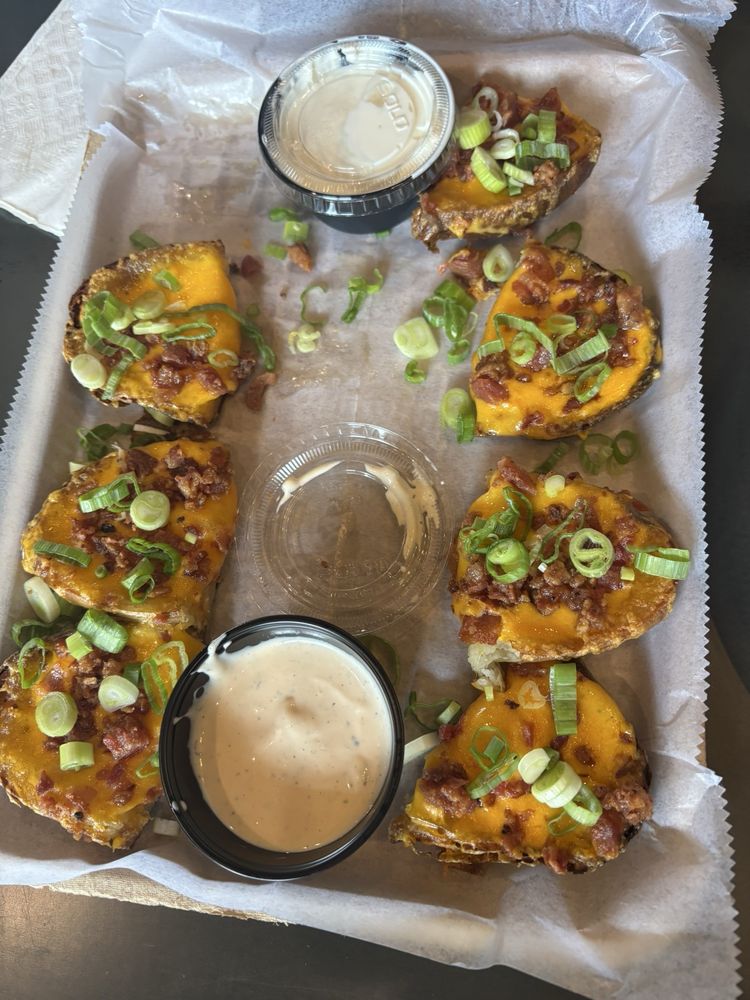 CINFUL EATS - Updated October 2025 - 5536 Bridgetown Rd, Cincinnati, Ohio - Sports Bars ...