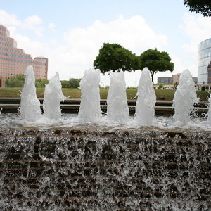 PRATHER PARK - Updated January 2025 - 4700 Drexel Ave, Highland Park ...