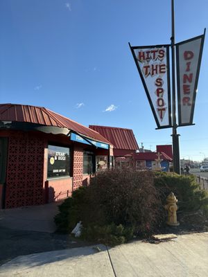 HITS THE SPOT DINER - Updated March 2026 - 131 Photos & 250 Reviews ...