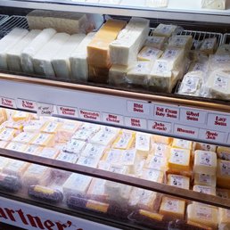 BAUMGARTNER’S CHEESE STORE & TAVERN - Updated July 2025 - 222 Photos ...