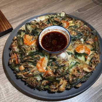ZOOMAK KOREAN TAVERN - Updated December 2024 - 157 Photos & 48 Reviews ...
