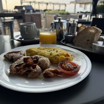 RAMSAY’S KITCHEN AT THE FOUR SEASONS ST. LOUIS - Updated November 2024 ...