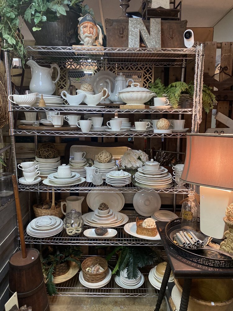 JOY’S UNITED GIFT SHOP - Updated April 2025 - 34 Photos - 77 Tennessee ...