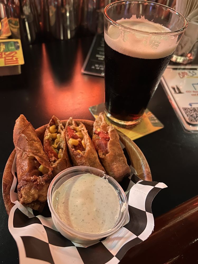 BAR 35 - Updated July 2025 - 749 Photos & 489 Reviews - 35 N Hotel St ...