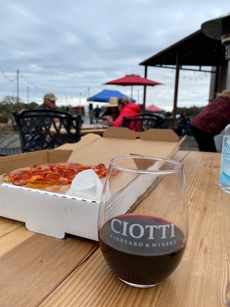 CIOTTI CELLARS - 42 Photos & 43 Reviews - 3285 Crosby Herold Rd ...