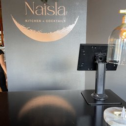 NAISLA KITCHEN AND COCKTAILS - Updated February 2025 - 333 Photos & 115 ...
