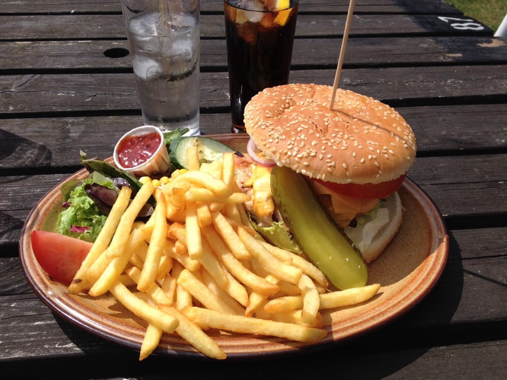 WHITE BEAR - Updated July 2025 - Fairchildes Road, Warlingham, Surrey ...