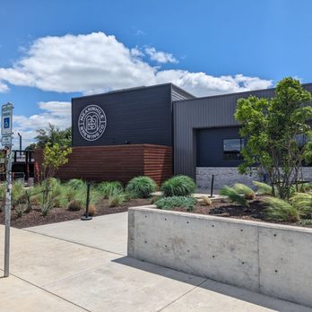 DISTANT RELATIVES - Updated September 2024 - 169 Photos & 101 Reviews ...