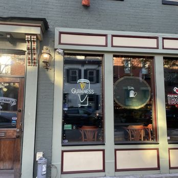 MONTEREY PUB - Updated January 2026 - 136 Photos & 181 Reviews - 1227 ...