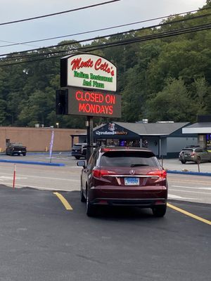 MONTE CELLO’S - Updated October 2025 - 105 Photos & 192 Reviews - 2198 ...