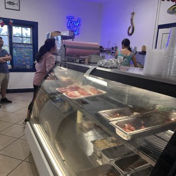 KILAUEA FISH MARKET - Updated April 2025 - 617 Photos & 1052 Reviews ...