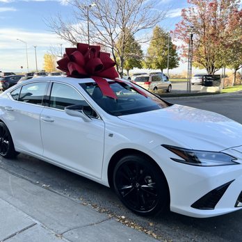 STEVINSON LEXUS OF FREDERICK - Updated October 2025 - 41 Photos & 88 ...