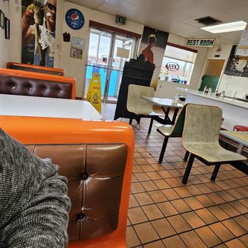 BUTCHER BLOCK CAFE - Updated December 2024 - 378 Photos & 469 Reviews ...