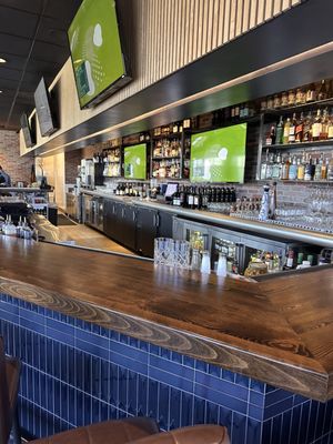 THE CRAIN LOUNGE & KITCHEN - Updated December 2025 - 90 Photos & 40 ...