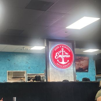 EMPORIO SUSHI Y MARISCOS- FONTANA - Updated March 2025 - 98 Photos & 94 ...