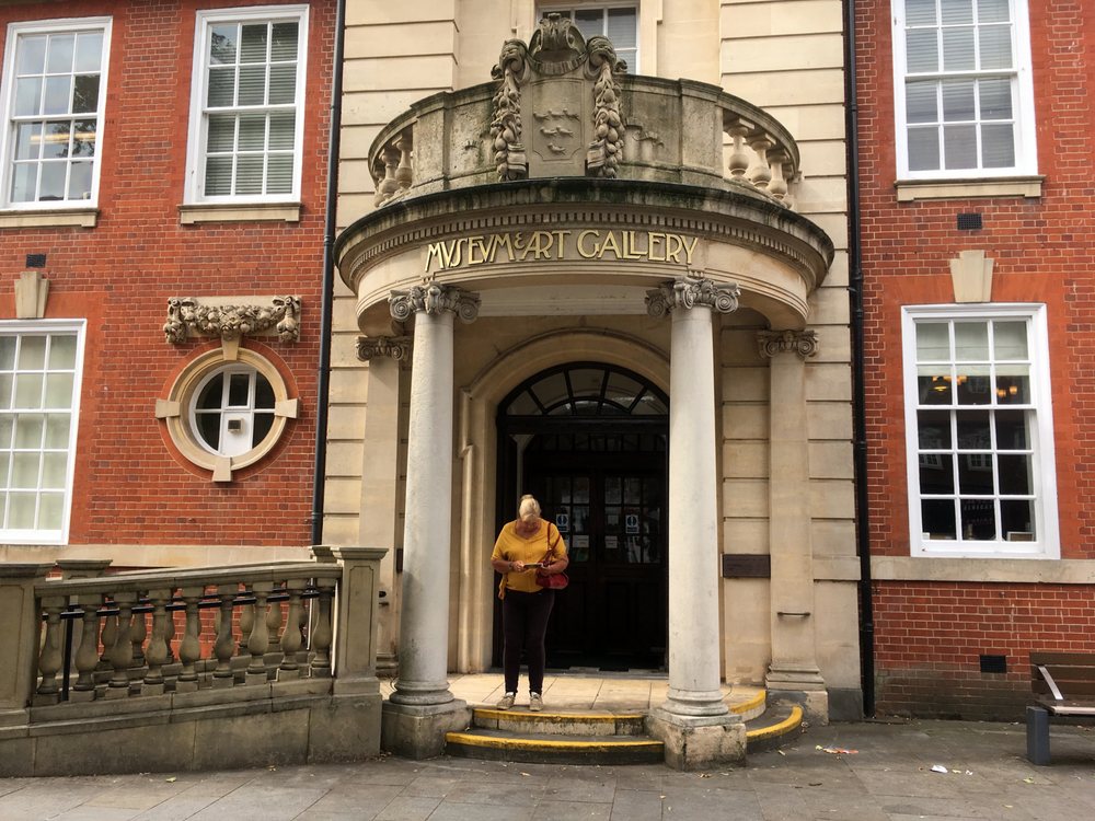 WORTHING MUSEUM & ART GALLERY - Chapel Road, Worthing, West Sussex ...