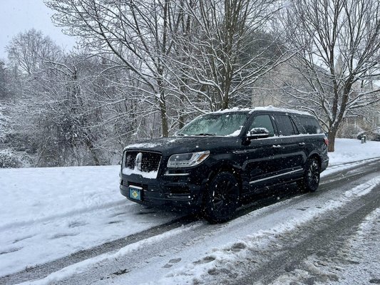 BLUE HEN LIMOUSINE - Updated December 2025 - 14 Photos - 24A Trolley ...