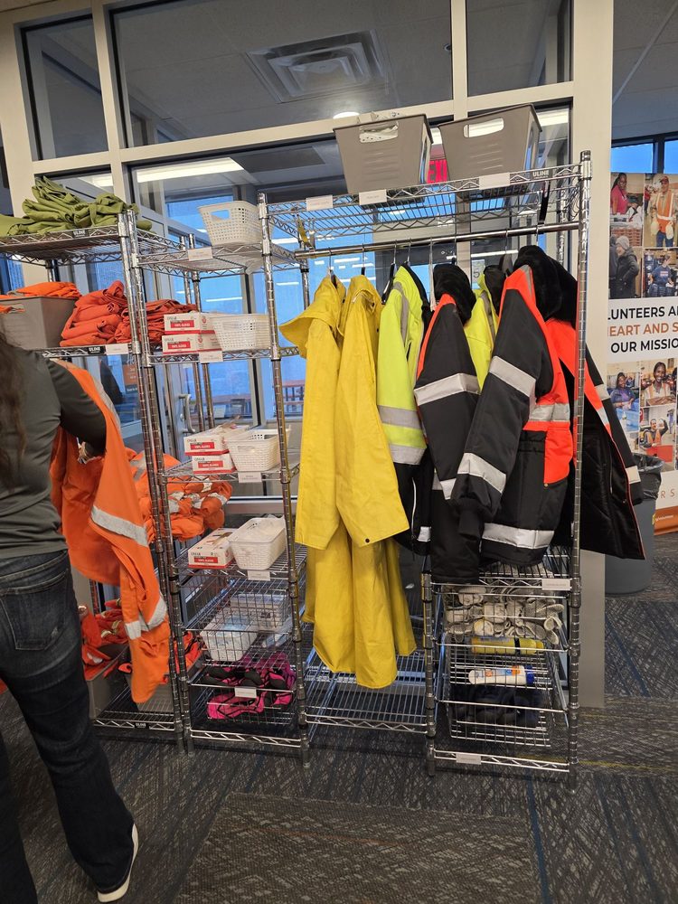 GLEANERS FOOD BANK OF INDIANA - Updated November 2025 - 35 Photos & 32 ...