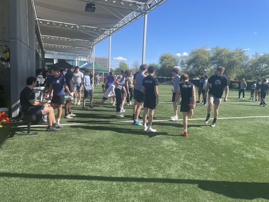 EXOS - Updated October 2025 - 26 Photos & 16 Reviews - 2629 E Rose ...