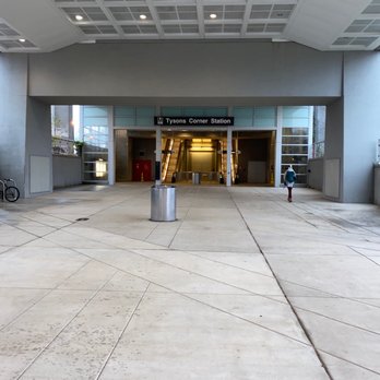 TYSONS CORNER METRO STATION - Updated July 2025 - 89 Photos & 25 ...