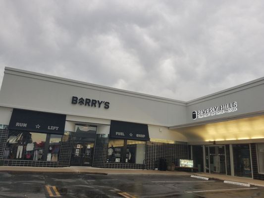 BARRYS - Updated May 2024 - 35 Photos & 26 Reviews - 1953 W Gray St ...