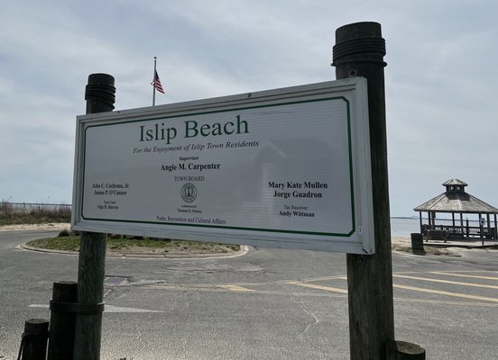 ISLIP TOWN BEACH - Updated November 2025 - 34 Photos - 600 S Bay Ave ...