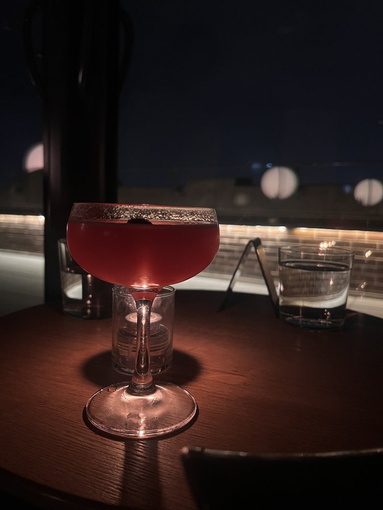 UP ROOM - 213 Photos & 118 Reviews - 2018 W North Ave, Chicago ...