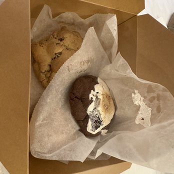 GOOEY ON THE INSIDE - 480 Photos & 280 Reviews - 163 Chrystie St, New ...