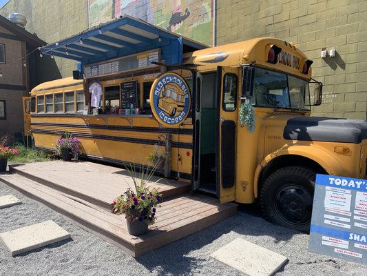 OLD SCHOOL BUS ICE CREAM - 82 Photos & 66 Reviews - 725 10th Street ...