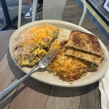 THE RUSTY ROOSTER - Updated March 2025 - 264 Photos & 207 Reviews ...