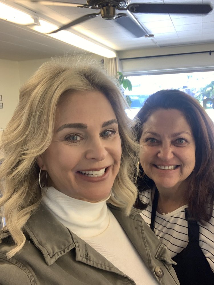 STACY AT FRINGE HAIR LOUNGE - Updated July 2025 - 1831 Fullerton Ave ...