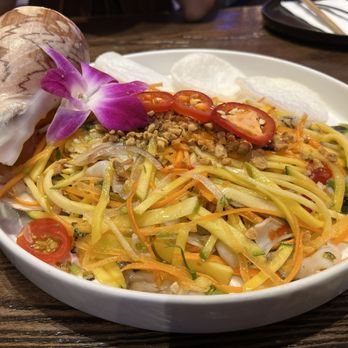 HEM KITCHEN AND BAR - Updated November 2024 - 1345 Photos & 317 Reviews ...