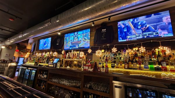 SIX POINTS PUB - Updated December 2025 - 148 Photos & 108 Reviews - 574 ...