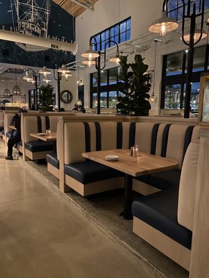 LURE FISH HOUSE - 1401 Photos & 772 Reviews - 20001 W Rinaldi St ...