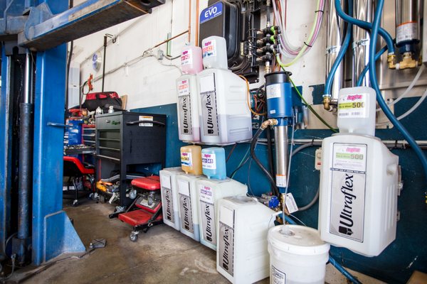 BOB’S SERVICE CENTER - Updated October 2025 - 68 Photos & 31 Reviews ...