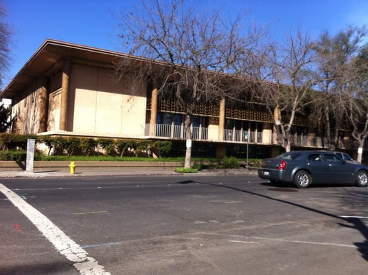 CESAR CHAVEZ CENTRAL LIBRARY - Updated January 2026 - 68 Photos & 20 ...