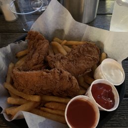 FRISBEE’S WHARF - Updated July 2025 - 134 Photos & 100 Reviews - 90 ...