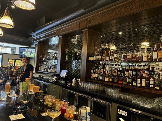 MOLLY OS - Updated May 2024 - 83 Photos & 65 Reviews - 1163 San Carlos ...