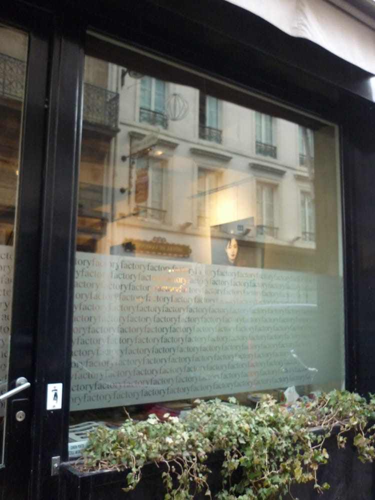 LA GALERIE ROUGE - Updated July 2024 - 41 rue de Bourgogne, Paris ...